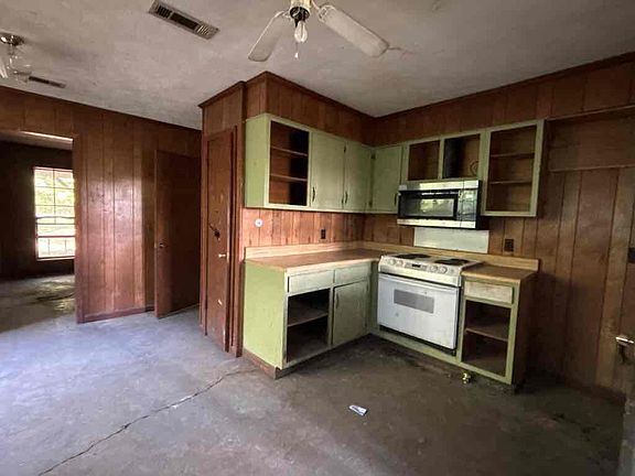 2555 Darracott Rd, West Point, MS 39773 | MLS #24-1989 | Zillow