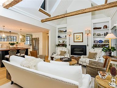 93 Wapping Rd, Portsmouth, RI 02871 | Zillow