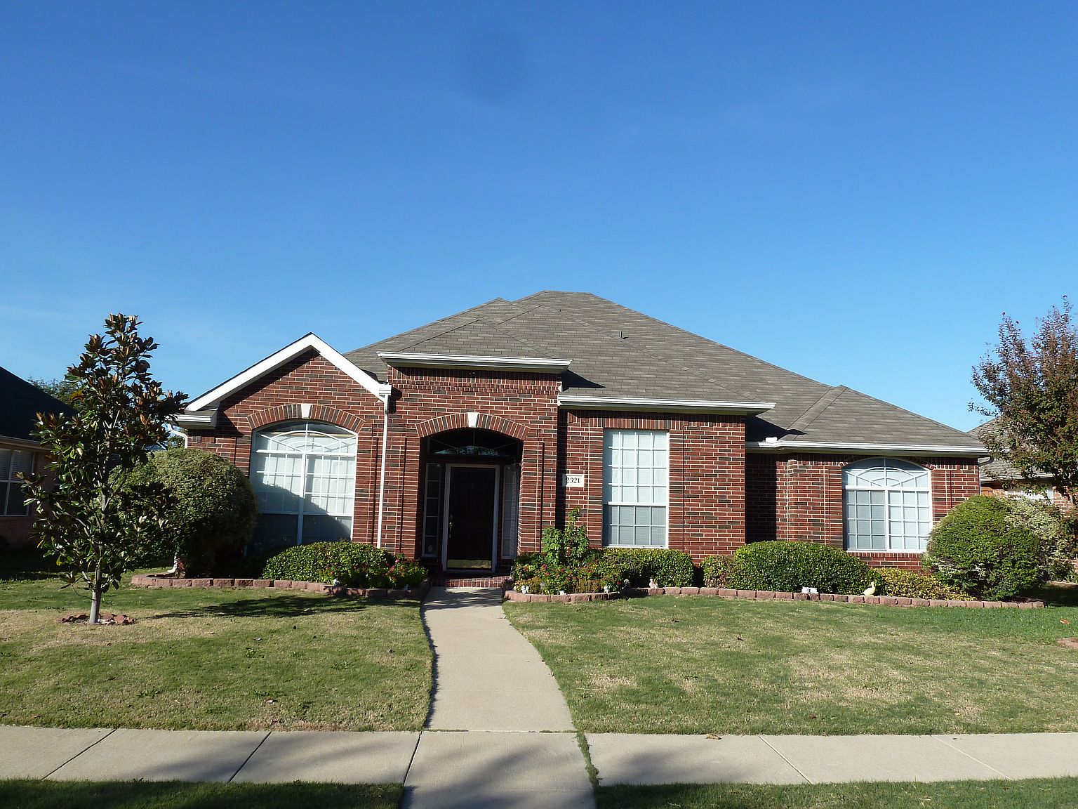 2321 Meredith Ln, Garland, TX 75042 | Zillow