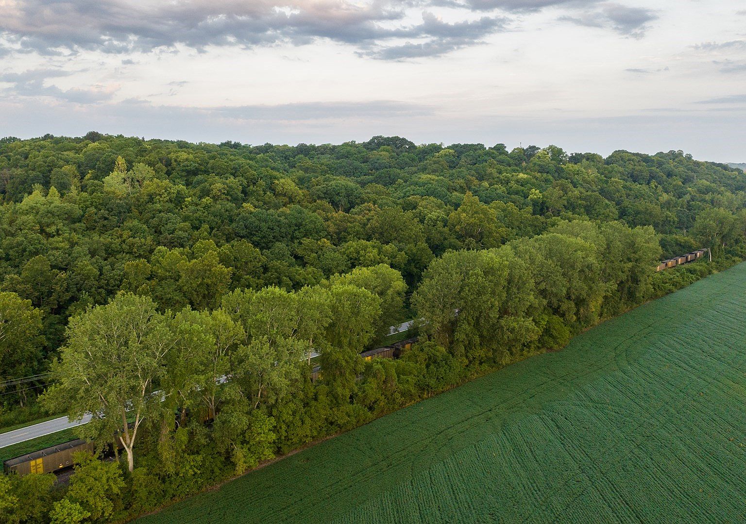 6041 Wolcott Dr, Kansas City, KS 66109 | Zillow