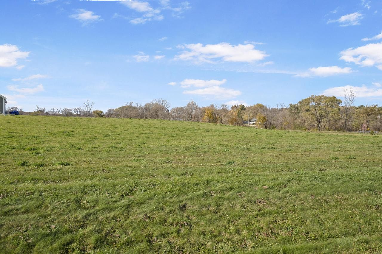 W223S9357 OAK RIDGE LOT Lt10, Big Bend, WI 53103 | Zillow