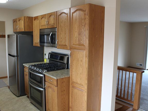 8422 68th St S, Cottage Grove, MN 55016 | MLS #6690692 | Zillow