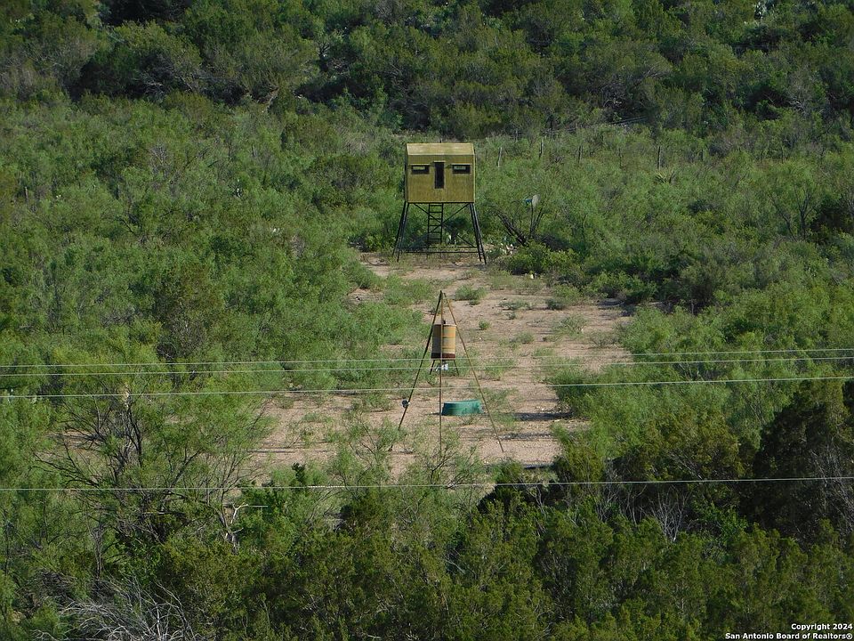 LOT 32 NW HWY 190, Iraan, TX 79744 | MLS #1816290 | Zillow