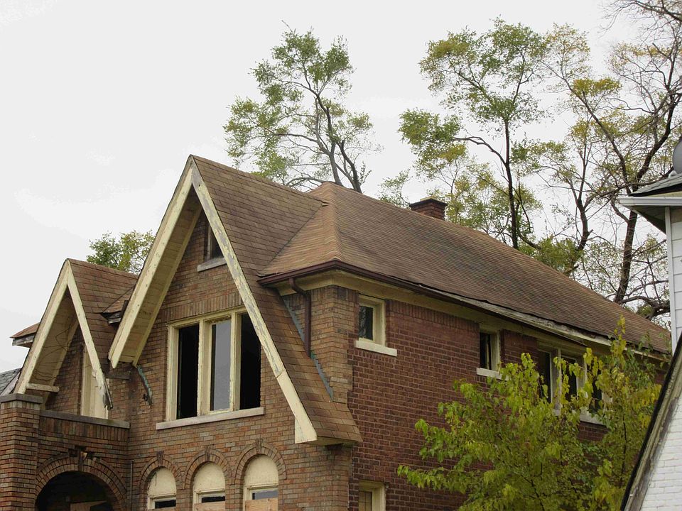 15081 Strathmoor St Detroit MI | Zillow