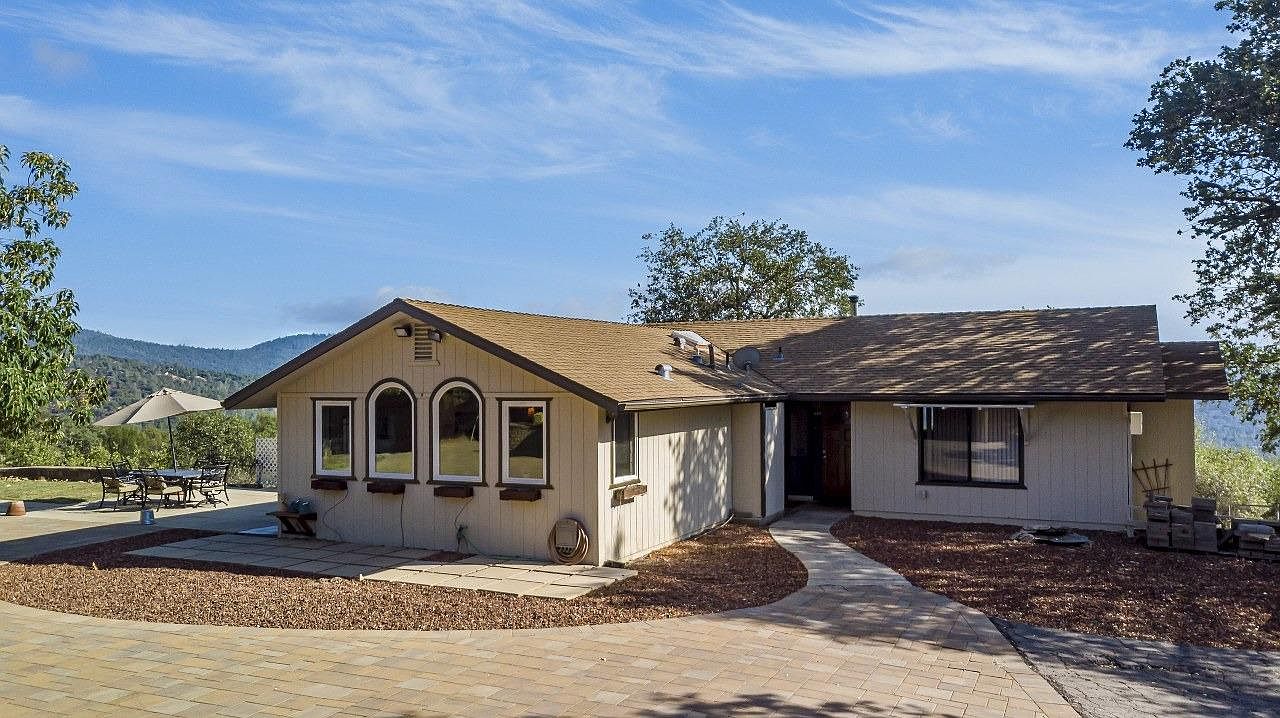 40852 Indian Springs Rd, Oakhurst, CA 93644 | Zillow