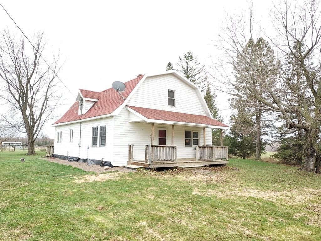 W11409 US Highway 8, Hawkins, WI 54530 | Zillow