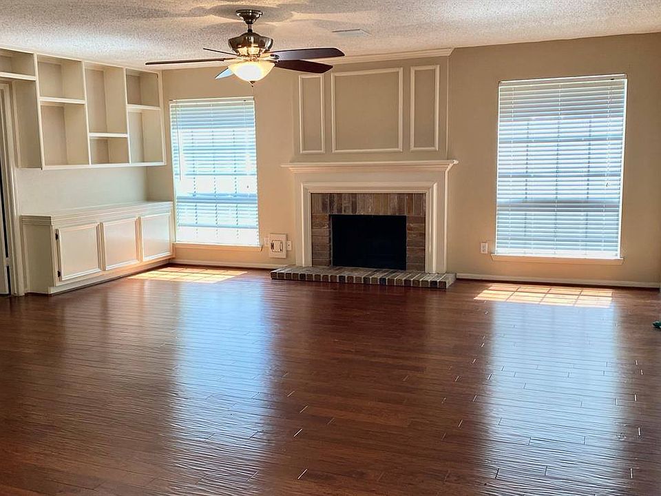 7618 Sandygate Ln, Houston, TX 77095 | Zillow