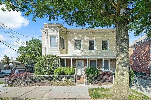 60-31 69th St, Maspeth, NY 11378 | Zillow