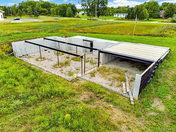 6887 Springborn Rd, East China, MI 48054 | MLS #20230073709 | Zillow