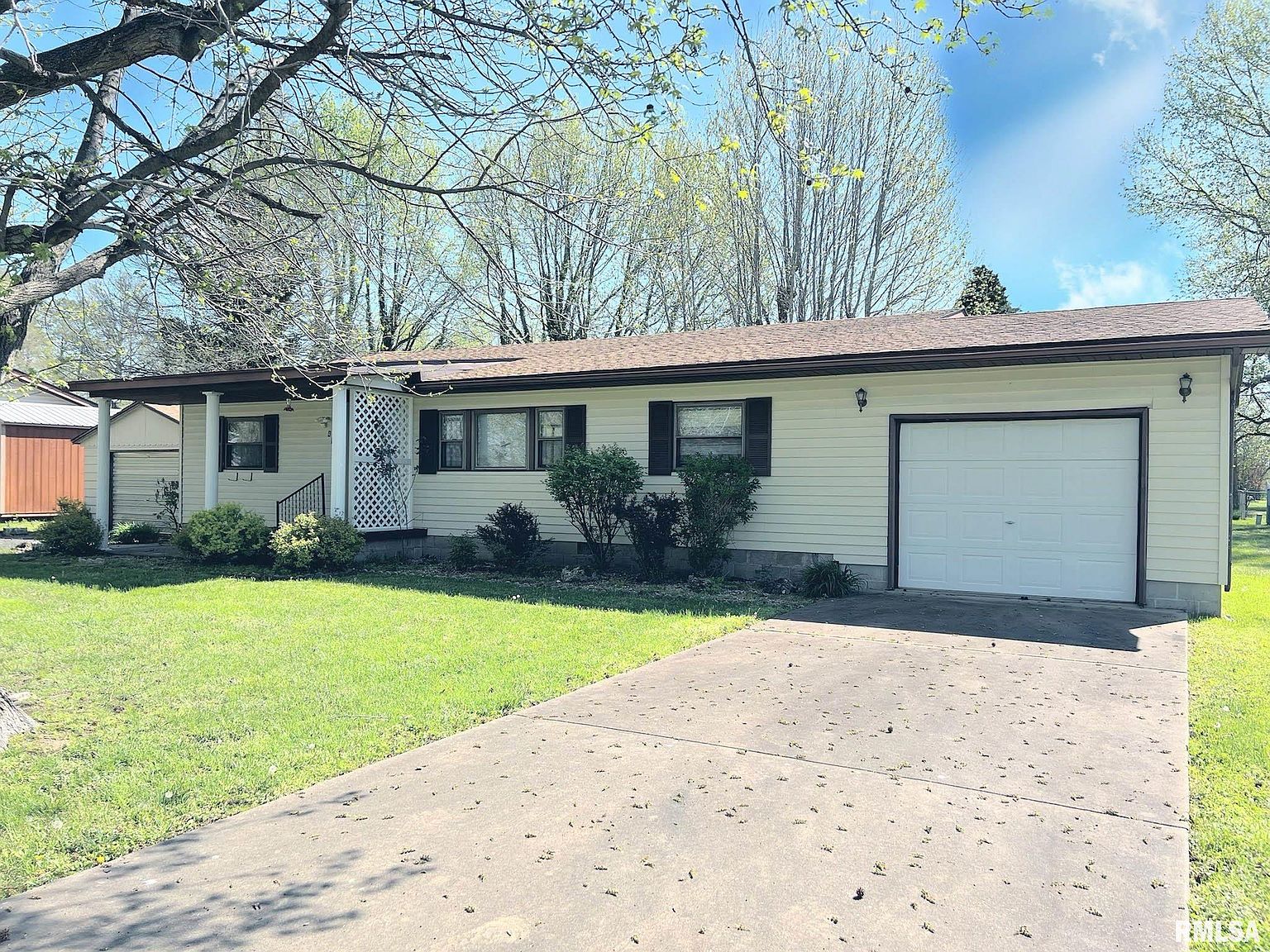 407 N Sims St, Royalton, IL 62983 | Zillow