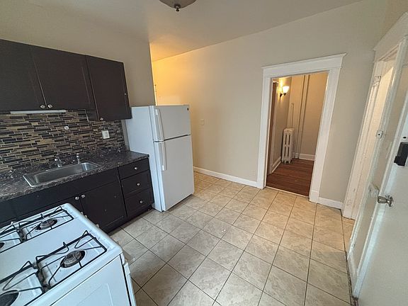 29 Bertha St #1, Albany, NY 12209 | Zillow