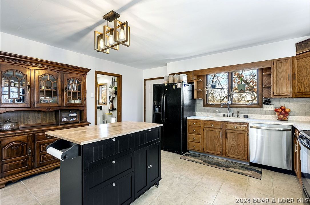 27501 Twin Ridge Rd, Gravois Mills, MO 65037 | MLS #3562293 | Zillow