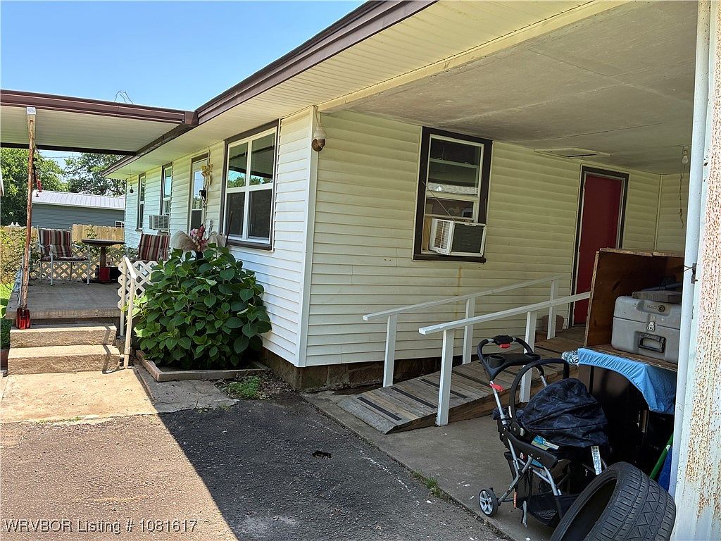 809 Owens St, Ozark, AR 72949 | MLS #1081617 | Zillow