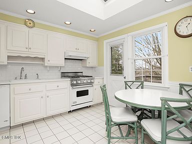 26 Curt Ter, Greenwich, CT 06831 | Zillow