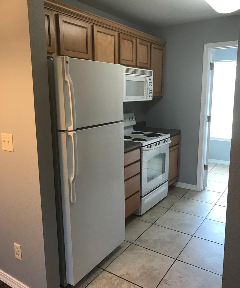 220 Toni Ln, Branson, MO 65616 | Zillow