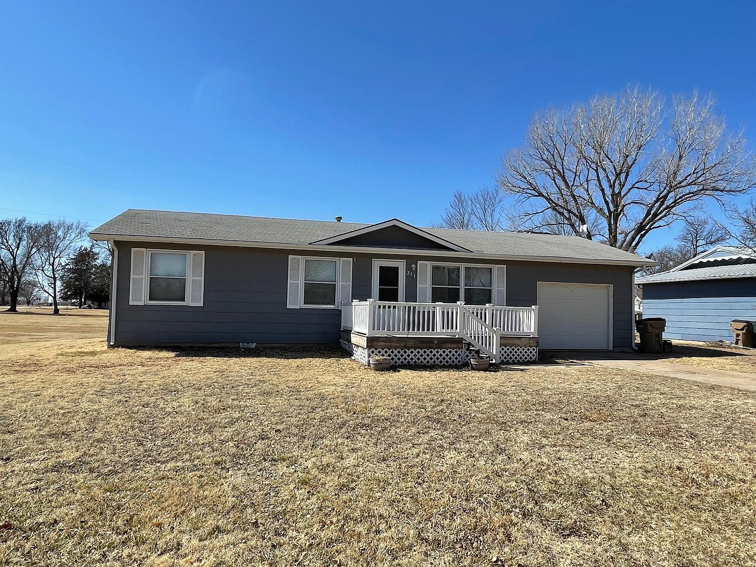 211 S Main St, Plevna, KS 67568 | Zillow