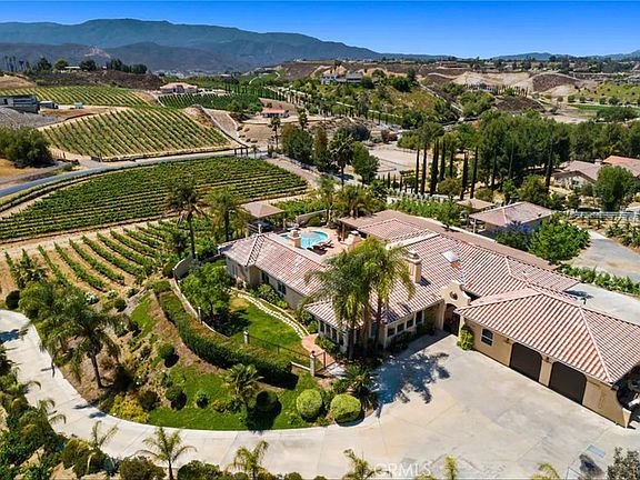 36575 Calle Puerta Bonita Rd, Temecula, CA 92592 | MLS #SW23069021 | Zillow