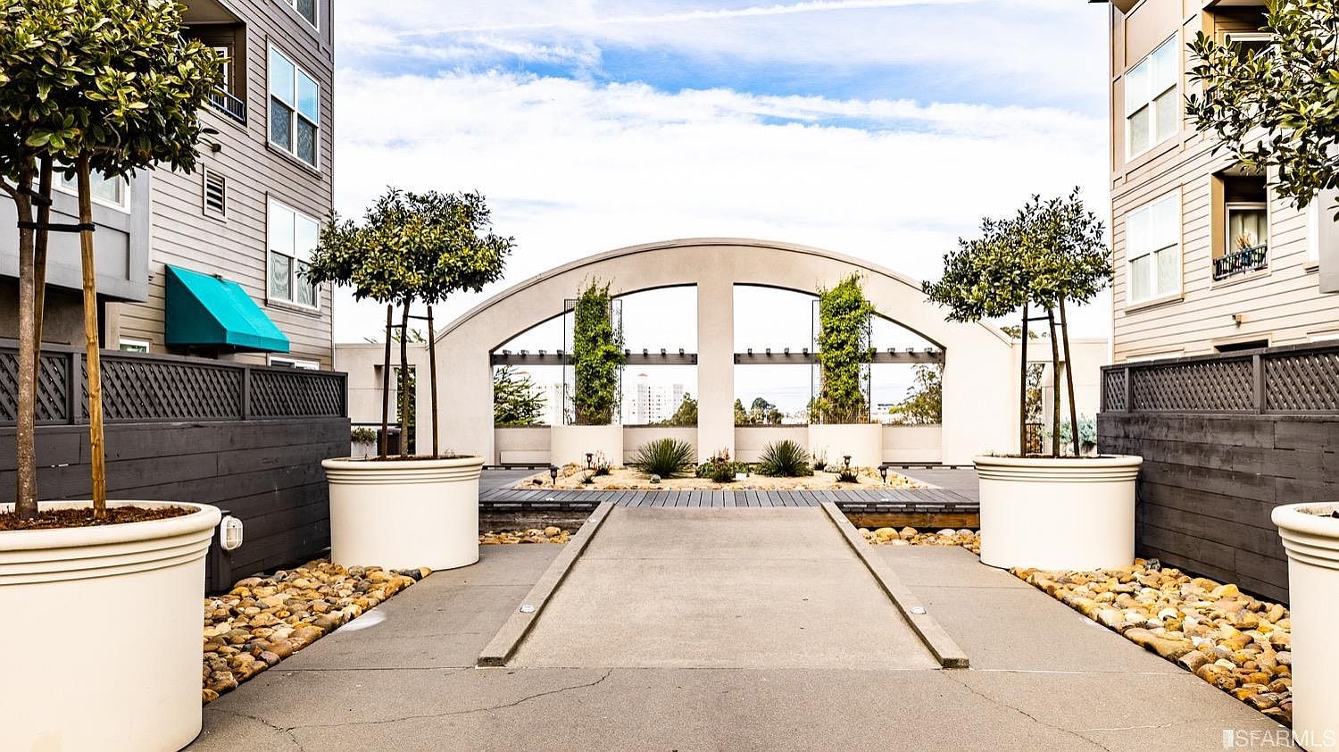 8400 Oceanview Ter APT 310, San Francisco, CA 94132 | Zillow