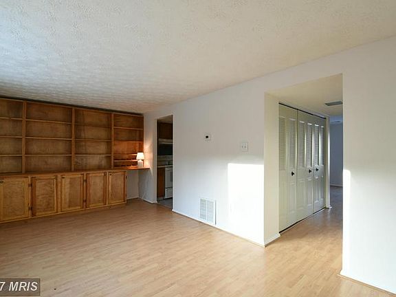 5587 Hecate Ct, Fairfax, VA 22032 | Zillow