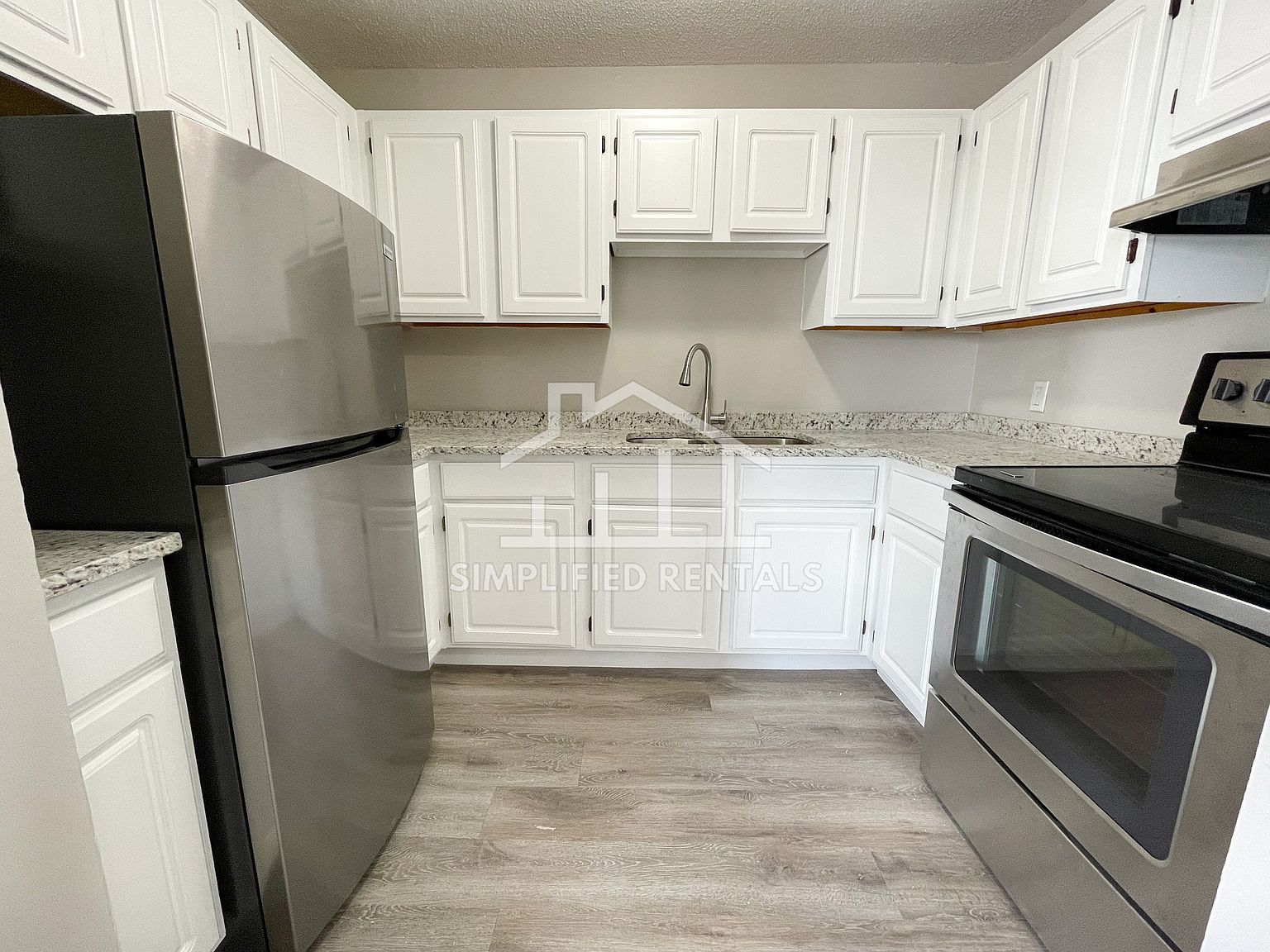 173 Fletcher St #F, Lowell, MA 01854 | Zillow