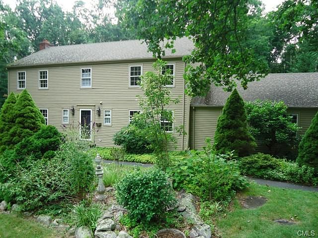 5259 Madison Ave, Trumbull, CT 06611 | Zillow