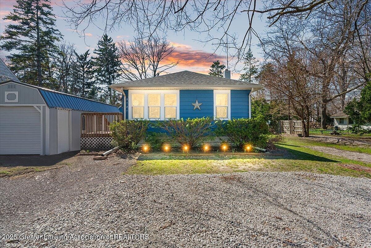 3121 Sheffer Ave, Lansing, MI 48906 | Zillow