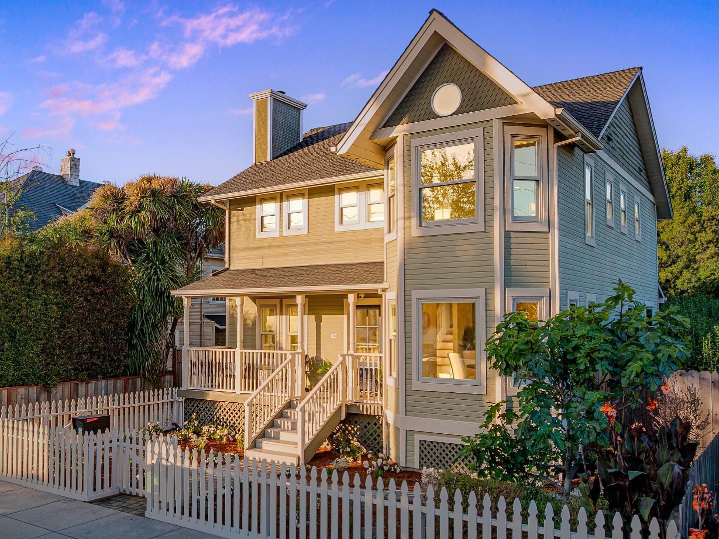 140 Myrtle St, Santa Cruz, CA 95060 | Zillow