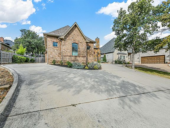 6801 Woodland Hills Dr, North Richland Hills, TX 76182 | MLS #20769166 ...