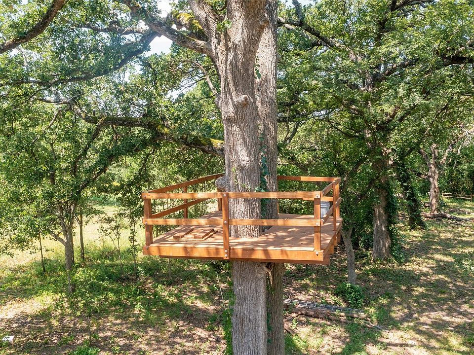 170 County Road 4823, Sulphur Springs, TX 75482 | MLS #20358822 | Zillow