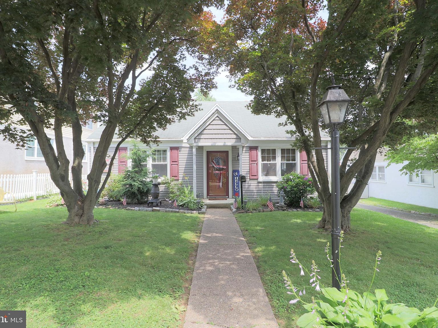 9253 Exeter Rd, Philadelphia, PA 19114 | MLS #PAPH2253304 | Zillow