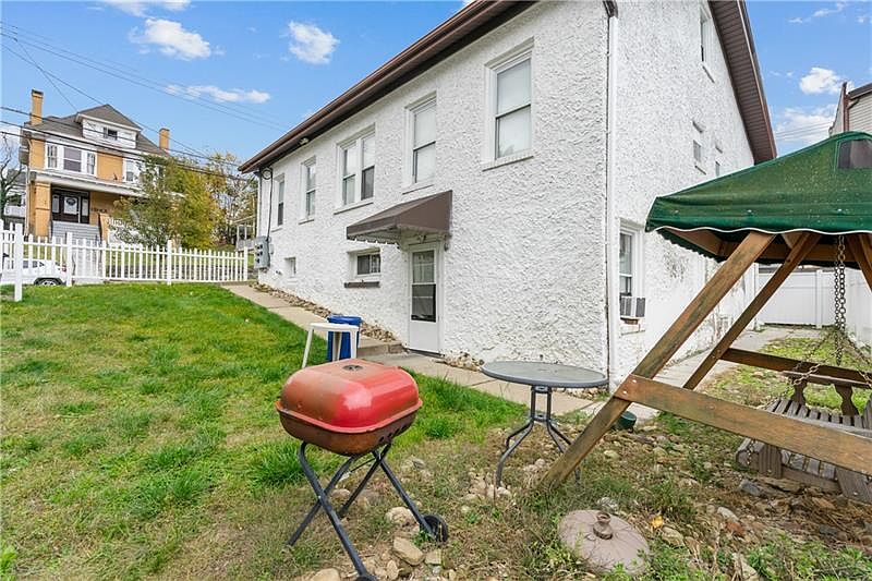 9 Carrick Ave, Pittsburgh, PA 15210 | Zillow