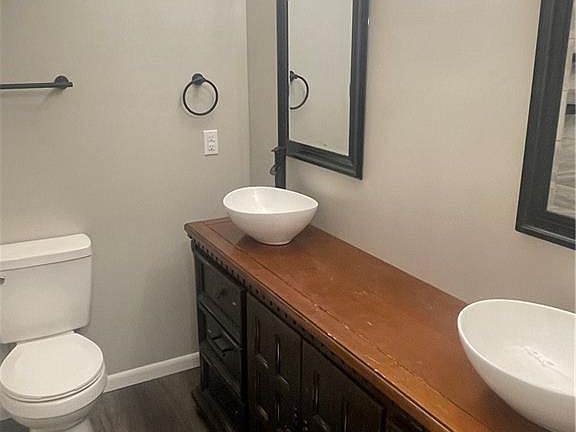 1912 SW Navajo Ln, Topeka, KS 66604 | MLS #2435333 | Zillow
