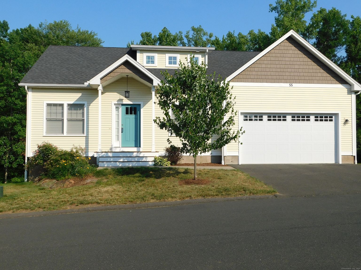 55 Chapman Chase #55, Windsor Locks, CT 06096 | Zillow