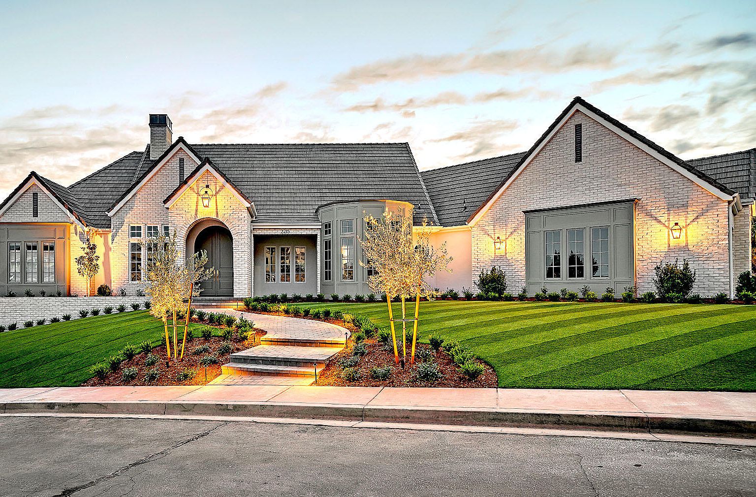 2215 N Lone Rock Dr, Saint George, UT 84770 | MLS #24-248058 | Zillow