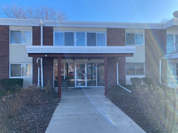 Wheeling IL Real Estate - Wheeling IL Homes For Sale | Zillow