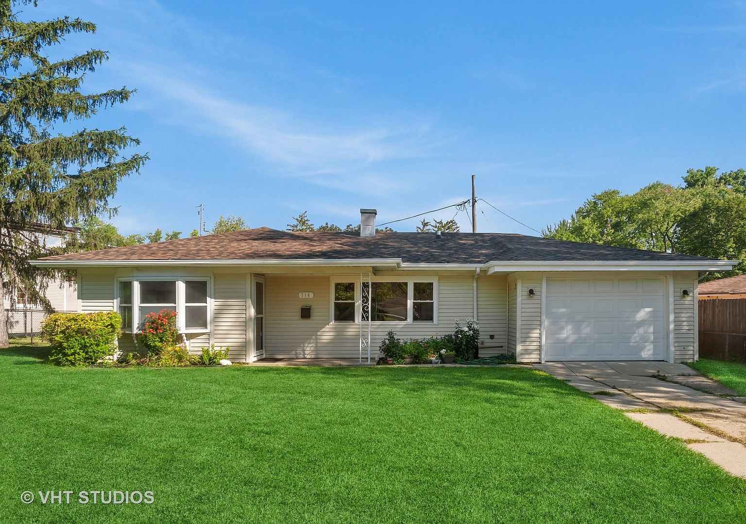 716 S Dennis Rd, Wheeling, IL 60090 | Zillow