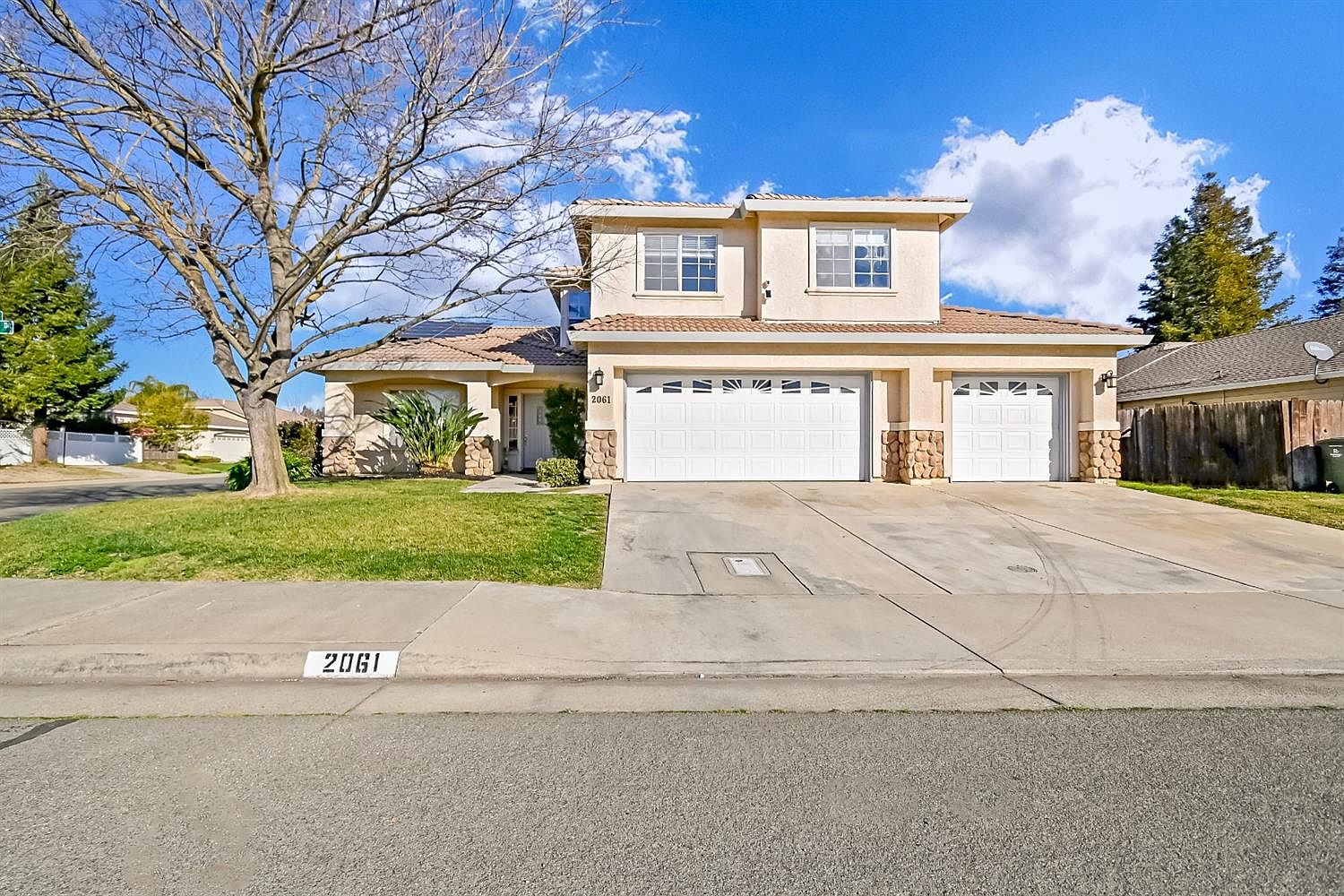 2061 Pebble Beach Dr, Yuba City, CA 95993 | Zillow