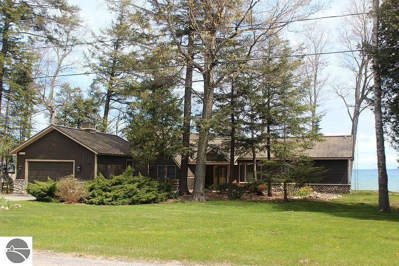 14668 N Forest Beach Shores Rd, Northport, MI 49670 | Zillow