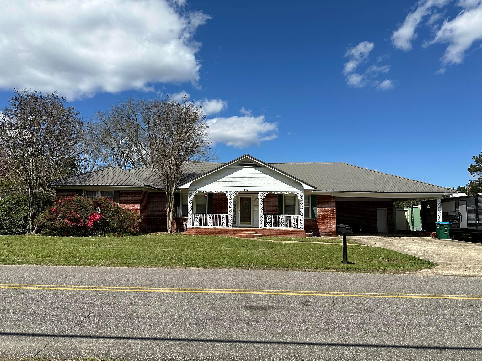 639 Brown St, Sulligent, AL 35586 | Zillow