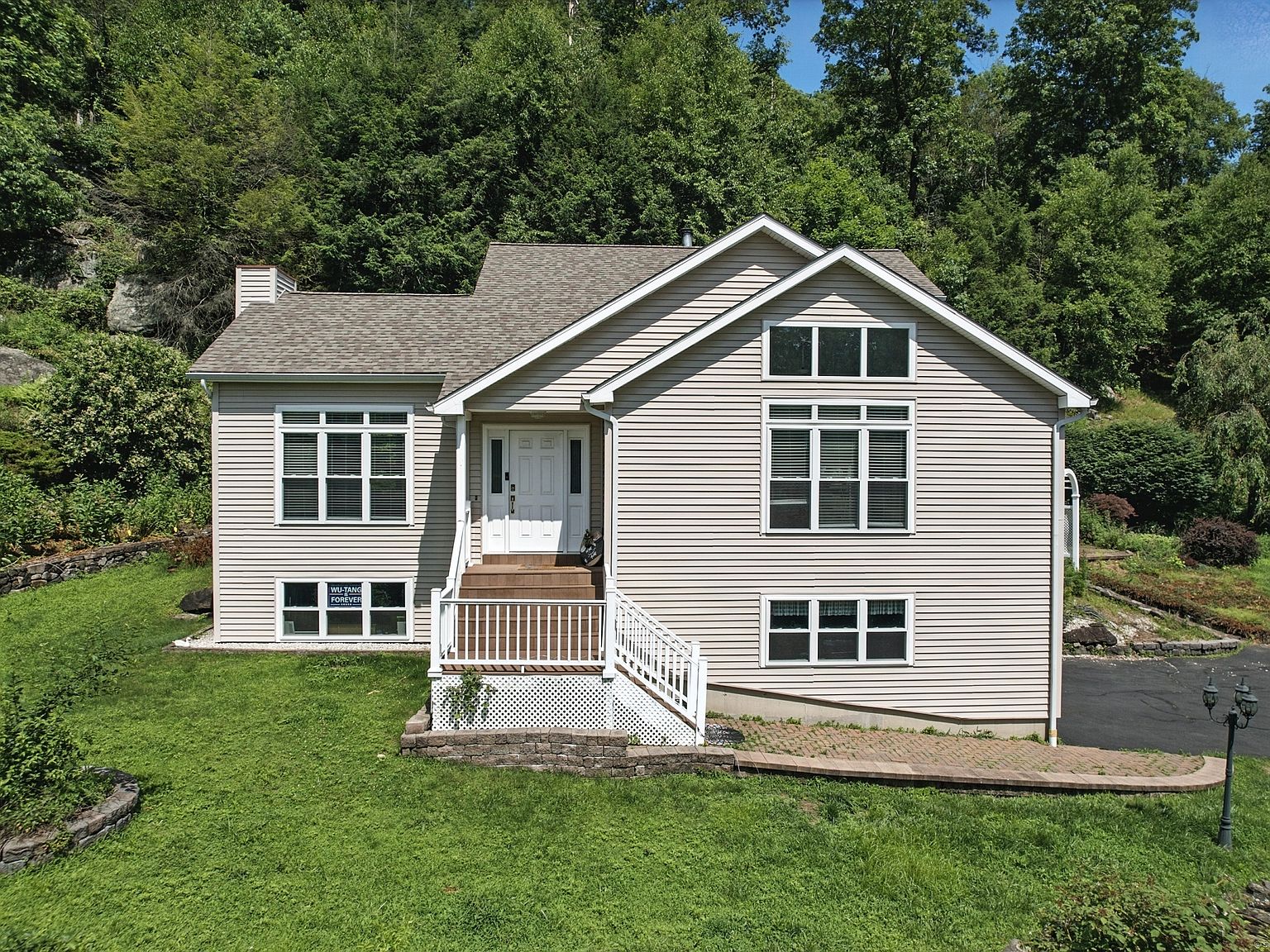 11 Squantz View Drive, New Fairfield, CT 06812 | MLS #24106101 | Zillow