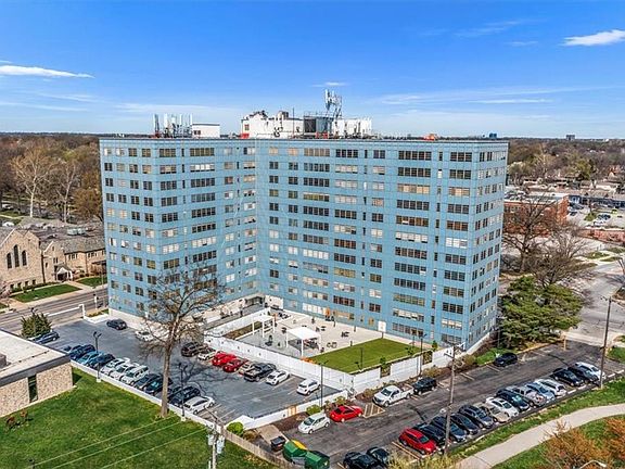 333 W Meyer Blvd APT 811, Kansas City, MO 64113 | Zillow