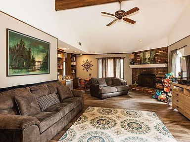 2209 West St, Conway, AR 72032 | Zillow