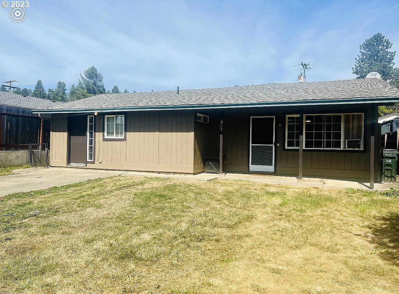 451 W 1st Ave, Sutherlin, OR 97479 | MLS #23260477 | Zillow