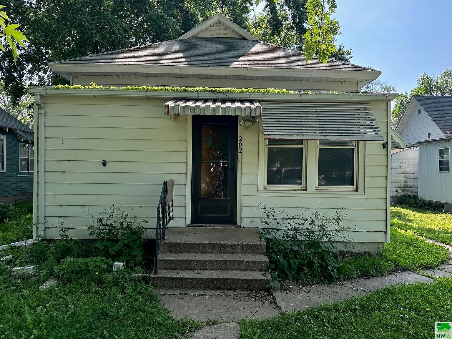 202 N 4th Ave, Washta, IA 51061 | Zillow