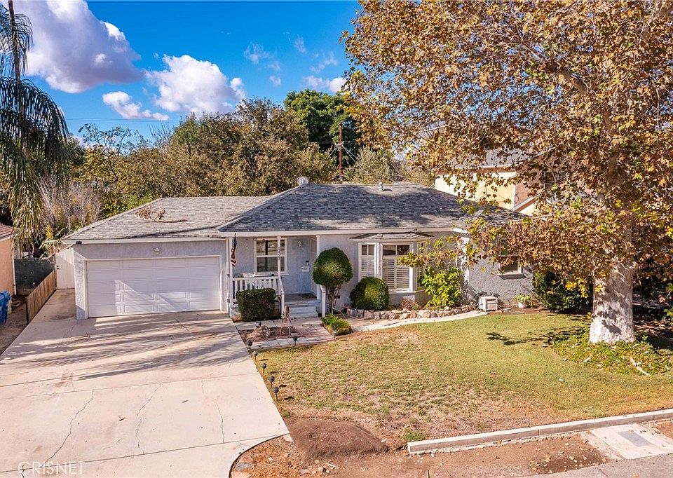 8427 Aura Ave, Northridge, CA 91324 | Zillow