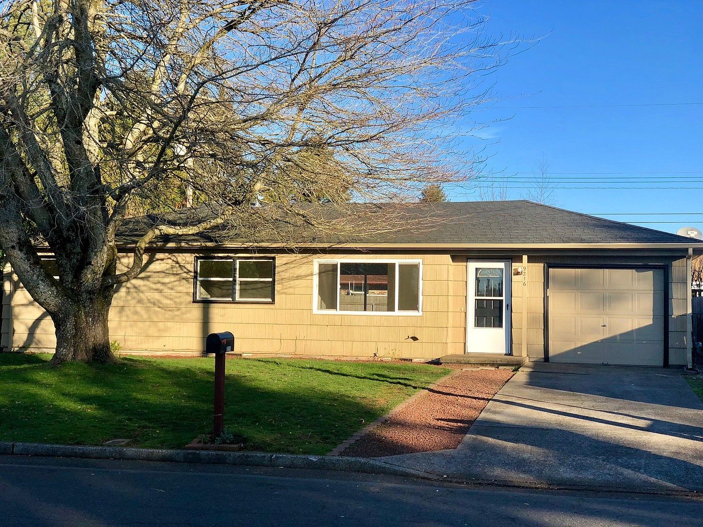 9216 NE 5th St, Vancouver, WA 98664 | Zillow