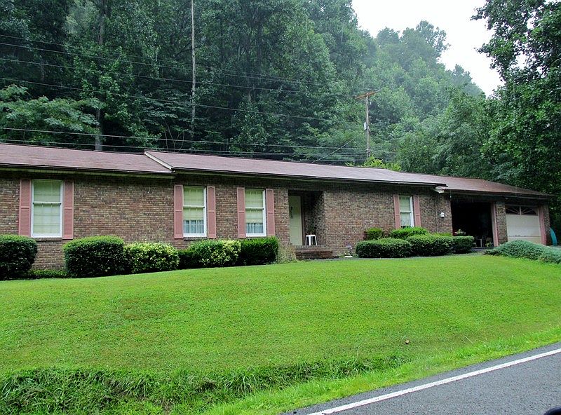 18884 Grapevine Rd, Phyllis, KY 41554 | Zillow