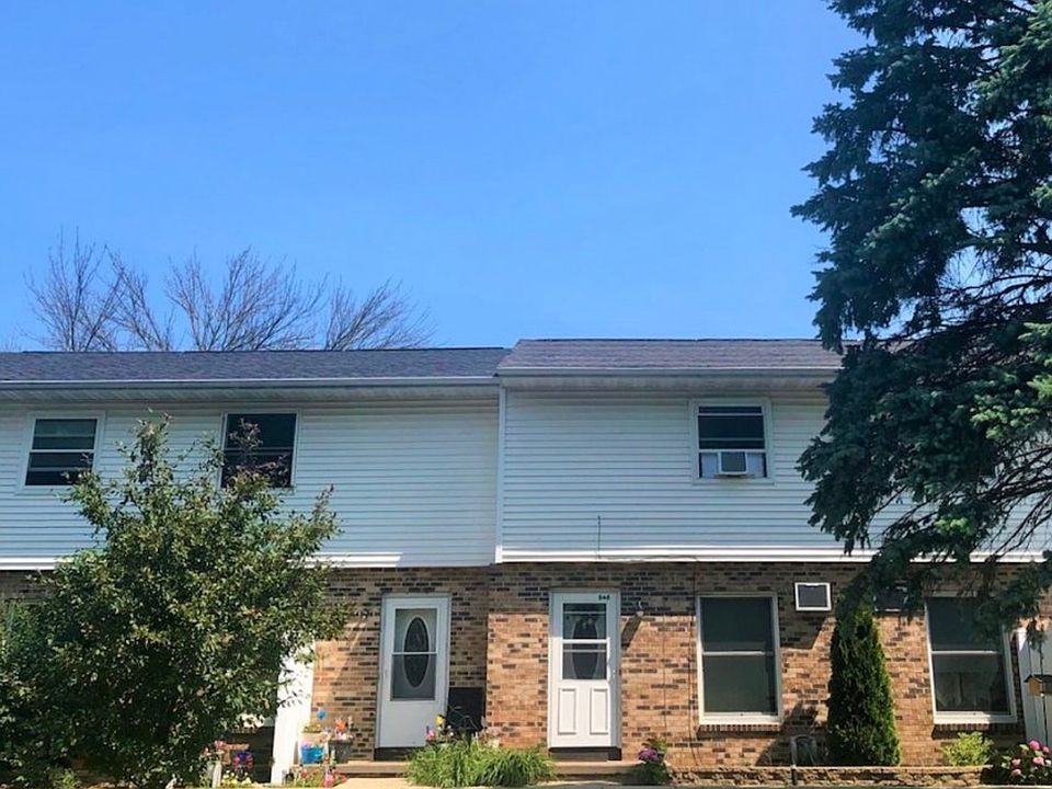 Sheila Street Townhomes - 642-648 Sheila St Mount Horeb WI | Zillow