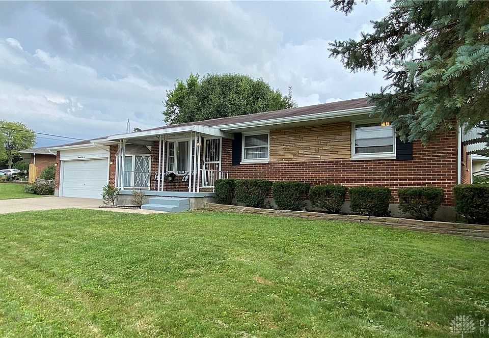 1352 Falke Dr, Dayton, OH 45432 | Zillow