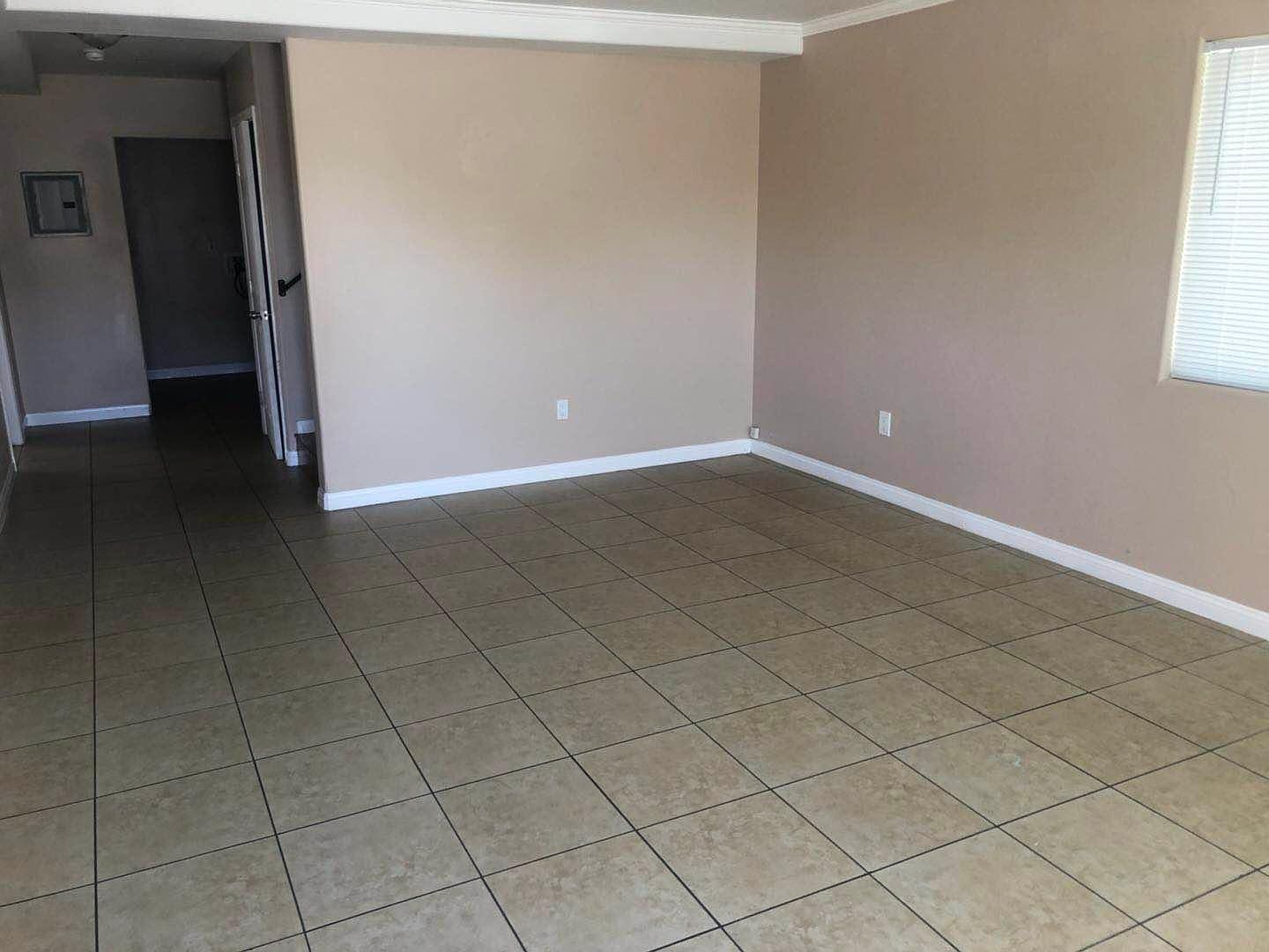 1417 E 48th Pl, Los Angeles, CA 90011 | Zillow